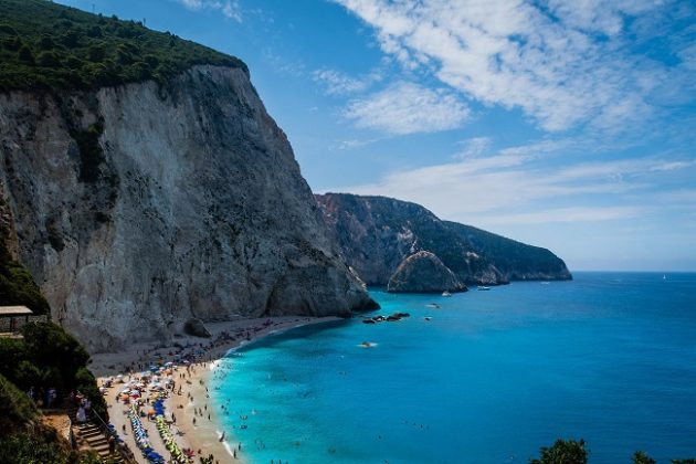 Naviguer en mer Ionienne en voilier : le guide des 6 îles grecques à ...